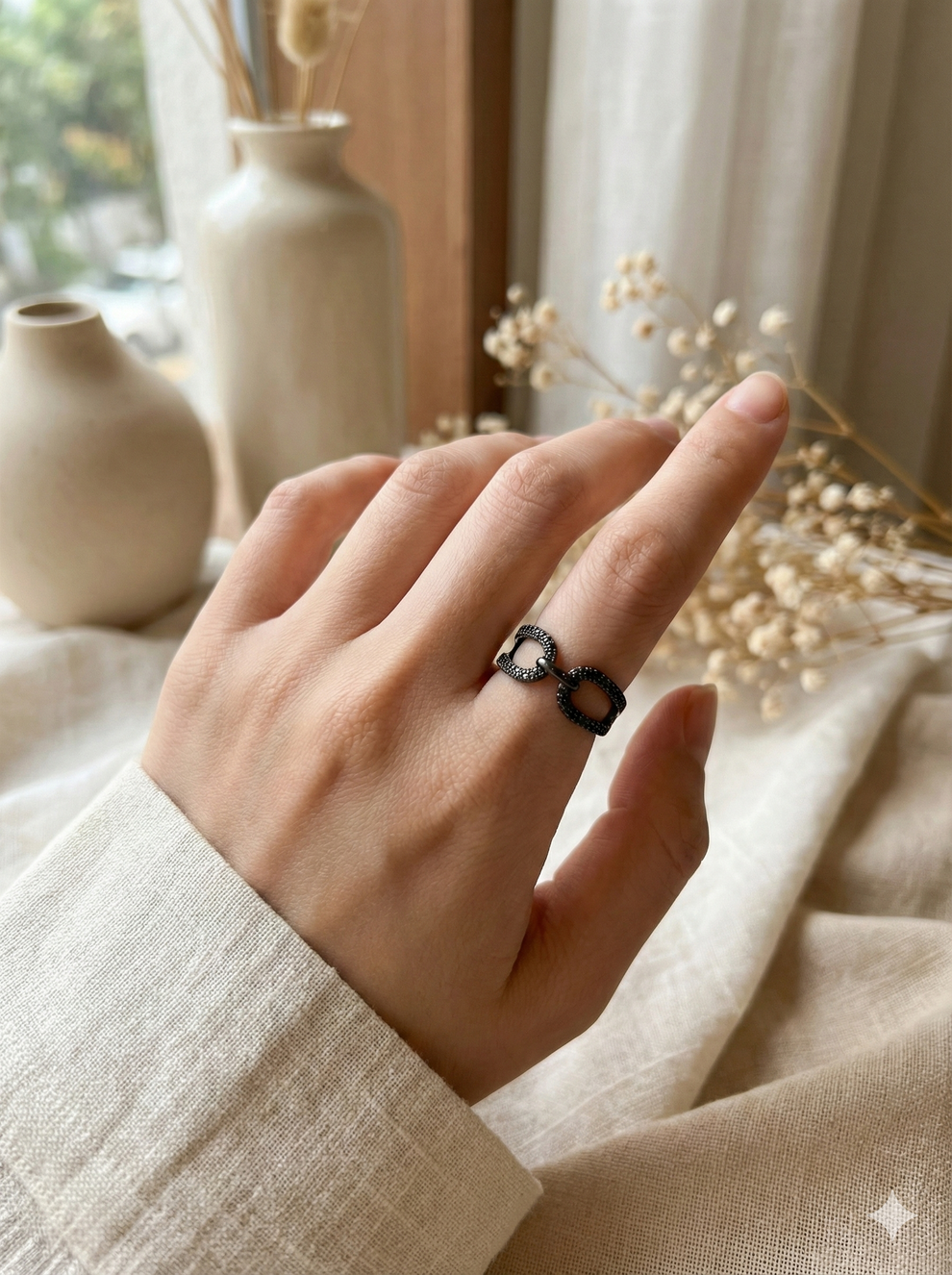 Noir Infinity Link Rings (Adjustable) – Bling Bae